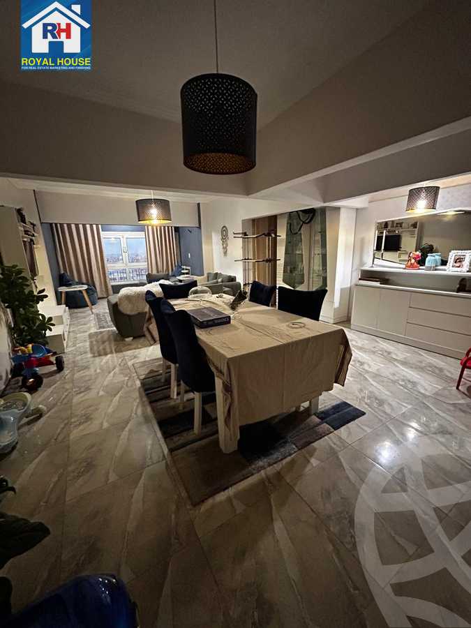 شقق للبيع في شارع عبد العزيز فهمي in Abd El Aziz Fahmy St. . Aqarmap